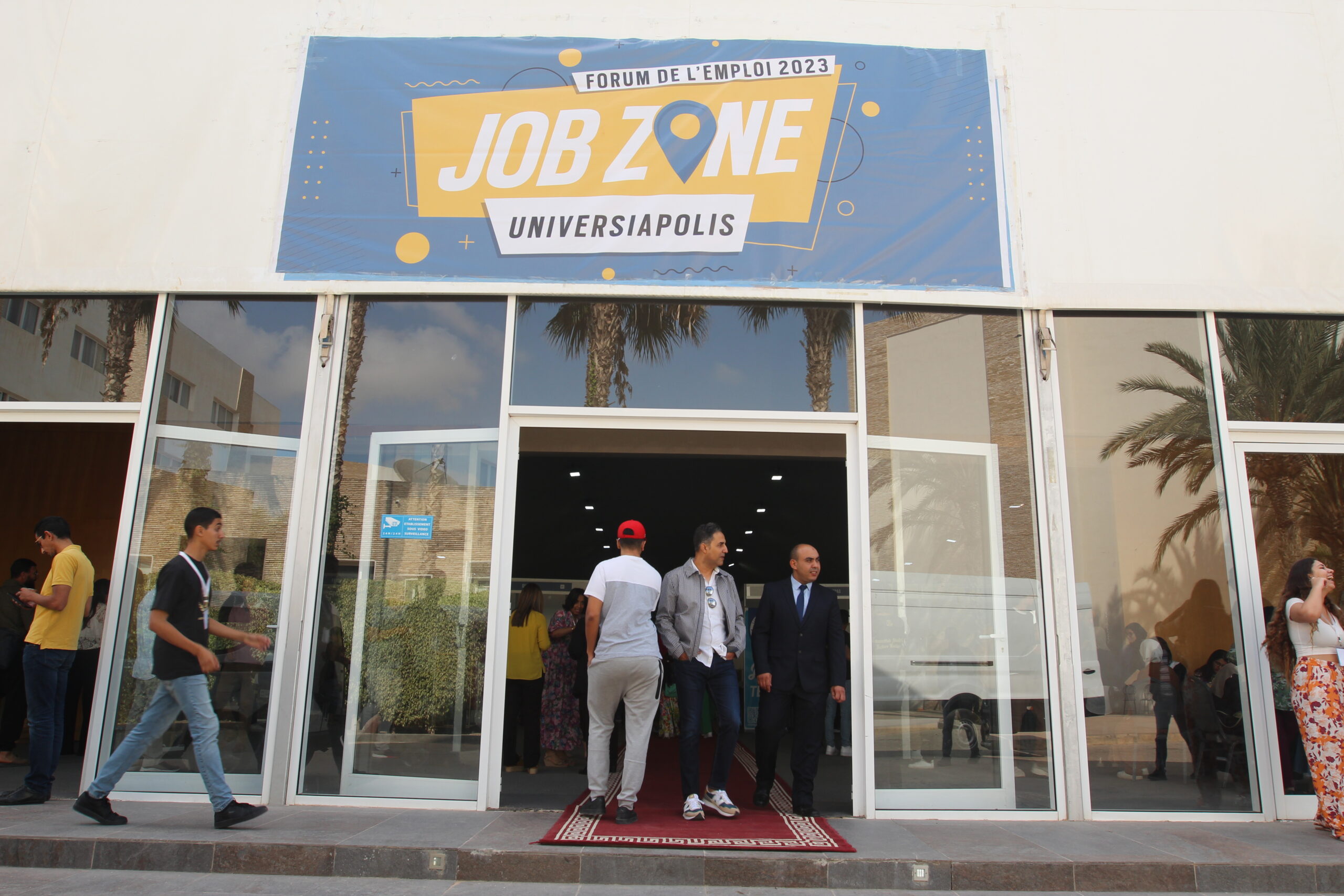 JOB ZONE: FORUM DE L’EMPLOI | ISIAM